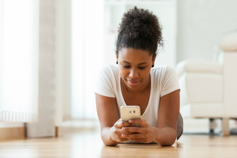 35 Flirty Texts That Are Sure to Get a Reply From Your Crush