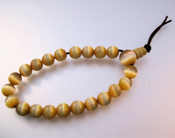 Power Bead Bracelets Are the Accessory Bringing Good Vibes