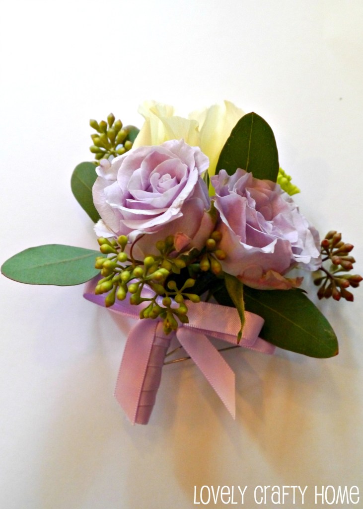 The Best DIY Prom Corsage Tutorials