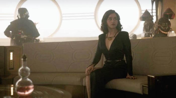 All the Reasons Qi'ra from Star Wars' Solo Deserves a Movie