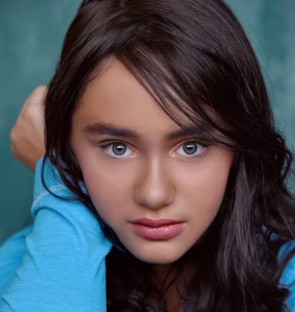 Interview With Actor, Model and Dancer Izzie Florez