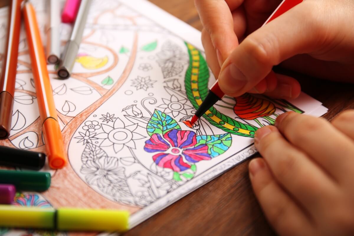9 Activities to Do While You’re Watching TV