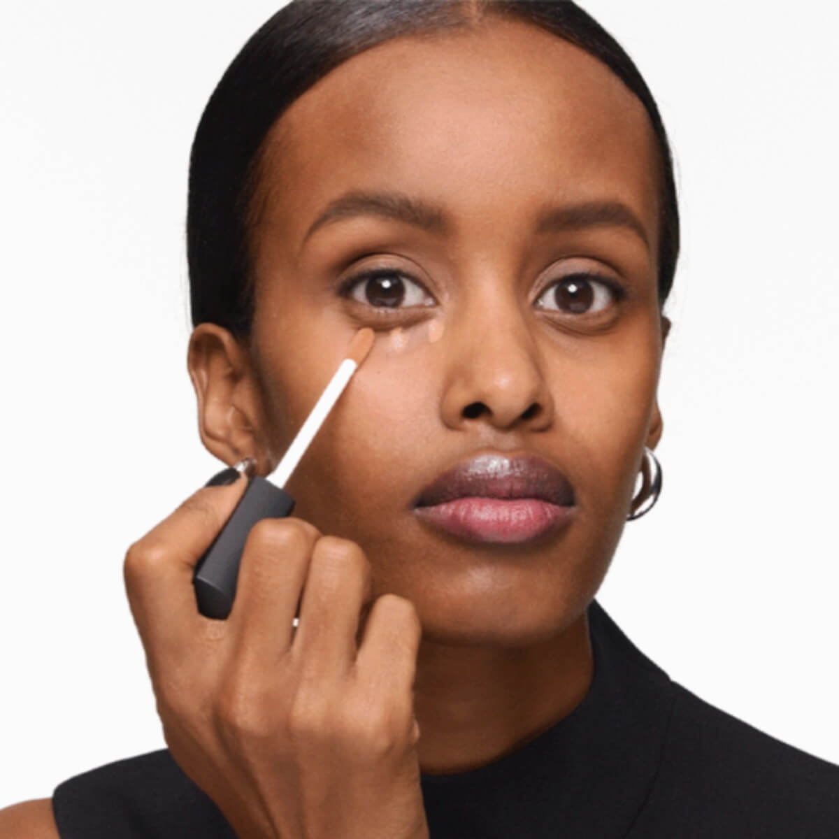 How to Stop Under-Eye Makeup From Creasing