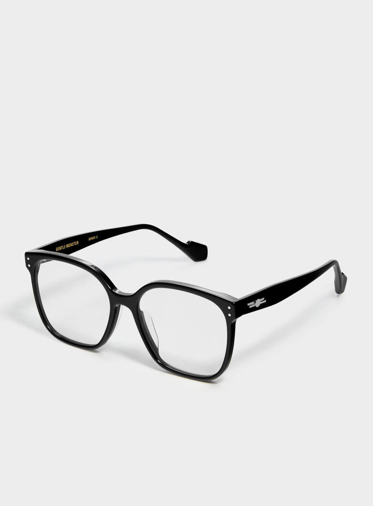 The Best Glasses Frames for Round Faces