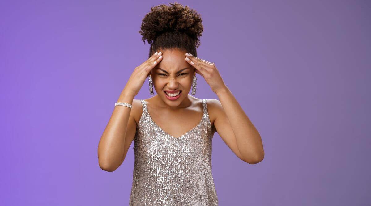 5 Ways to Recover From an Awkward Moment