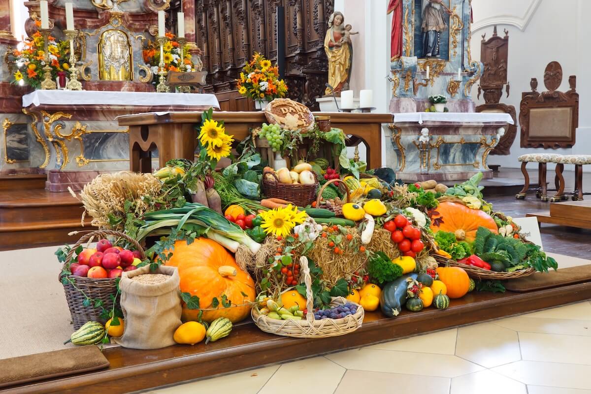 Fall Festivals and Holidays Celebrating Around the World That Everyone ...