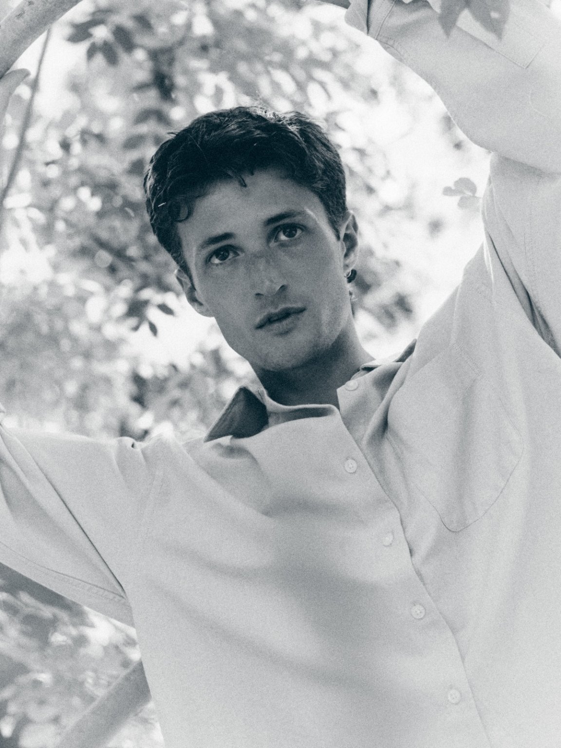 Interview: Henry Moodie on Growing Up & 'mood swings' Album