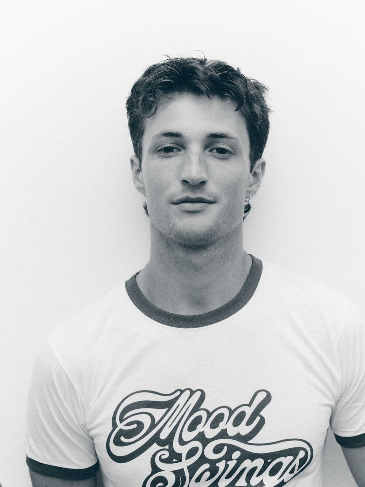 Interview: Henry Moodie on Growing Up & 'mood swings' Album