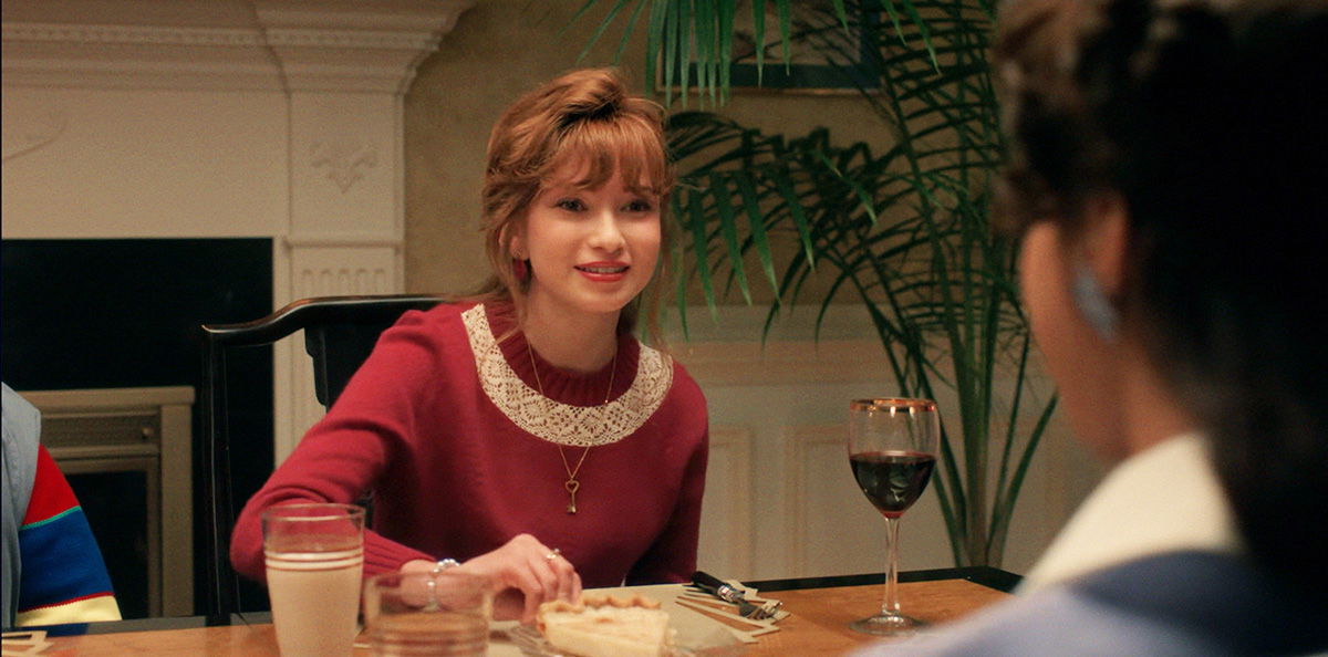 Caroline Elle Abrams Talks Playing Tina in 'Stranger Things'