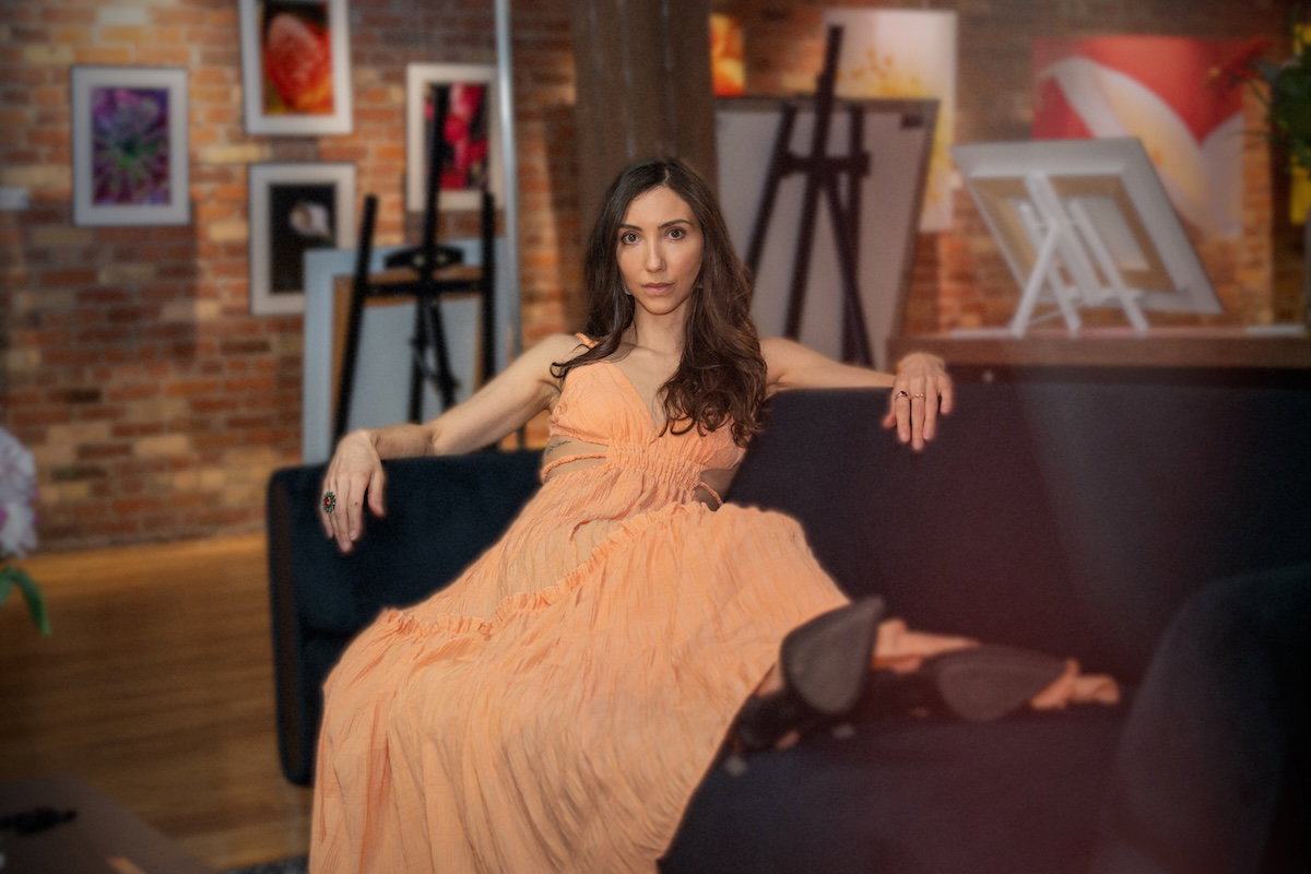 Interview: Florence Ordesh on Playing Fiona in Hokum